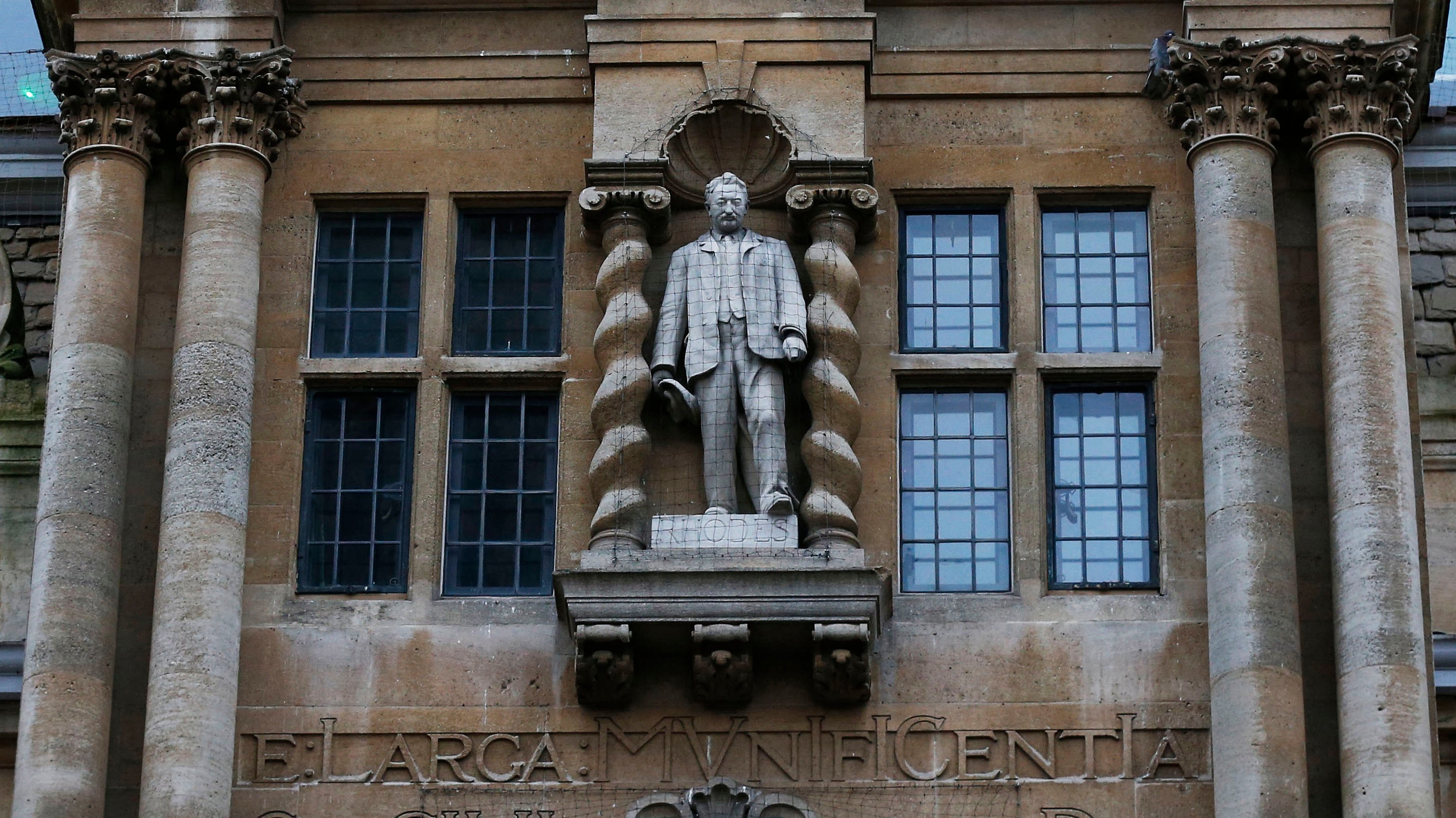 Cecil Rhodes statue to remain at Oxford University - ITV News